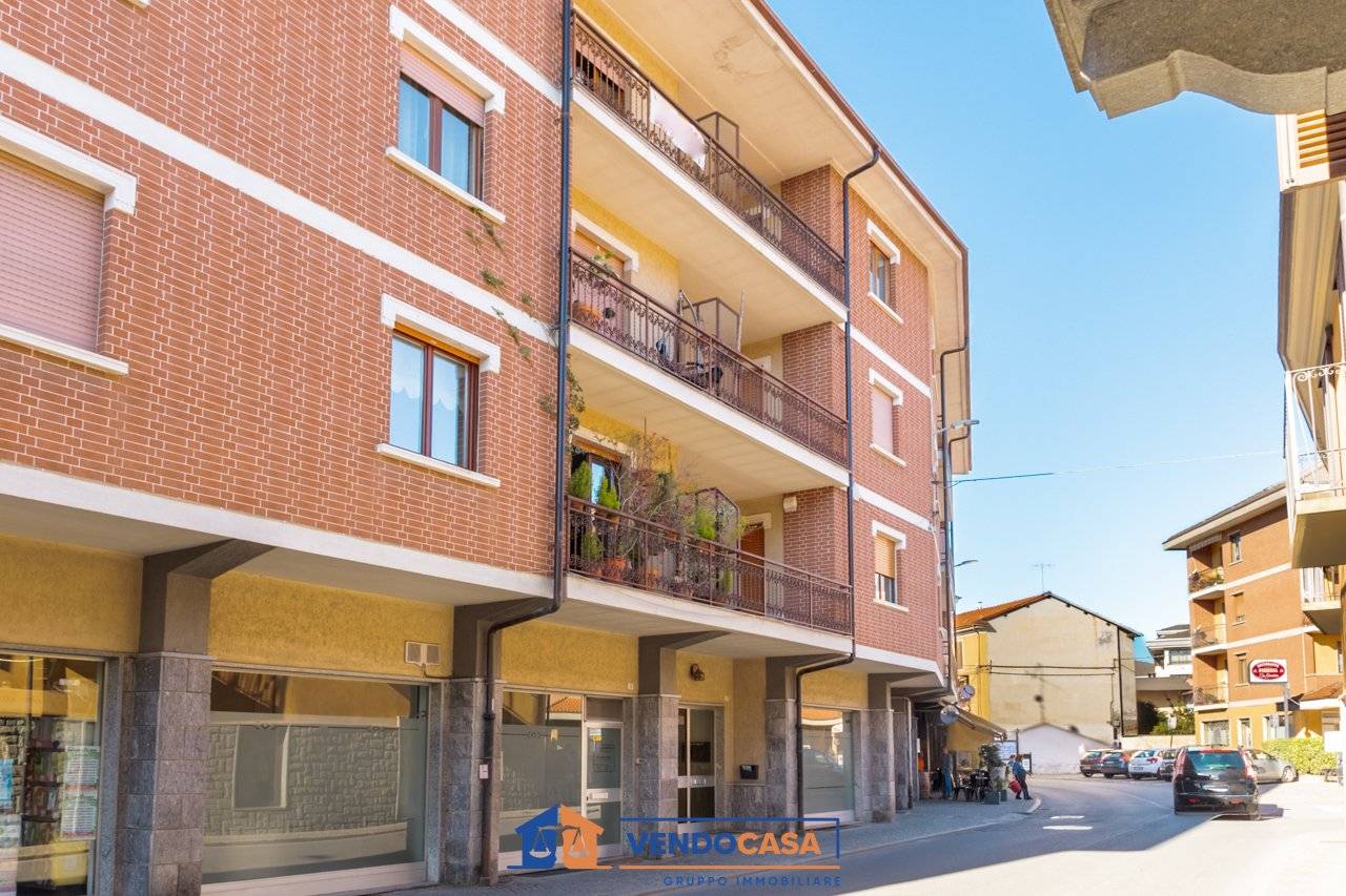 Appartamento via Roma 31, Centro, Caraglio