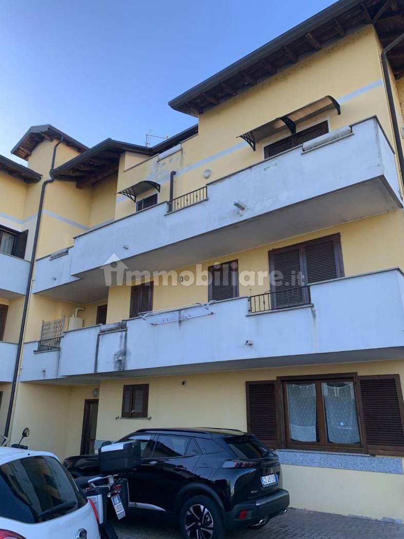 Bilocale via San Pietro, Romentino