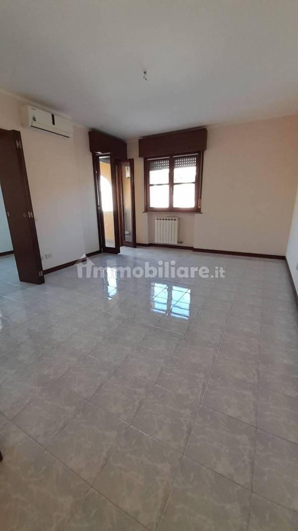 Bilocale via Trento 21, Via Colombo, Piacenza