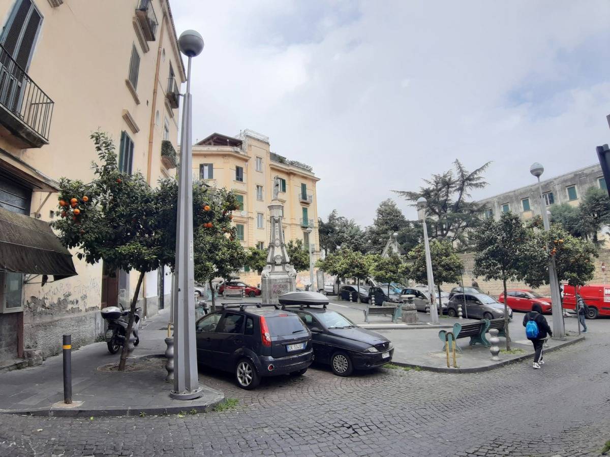 Quadrilocale Vico Lungo San Raffaele, 24, Stella - Materdei, Napoli