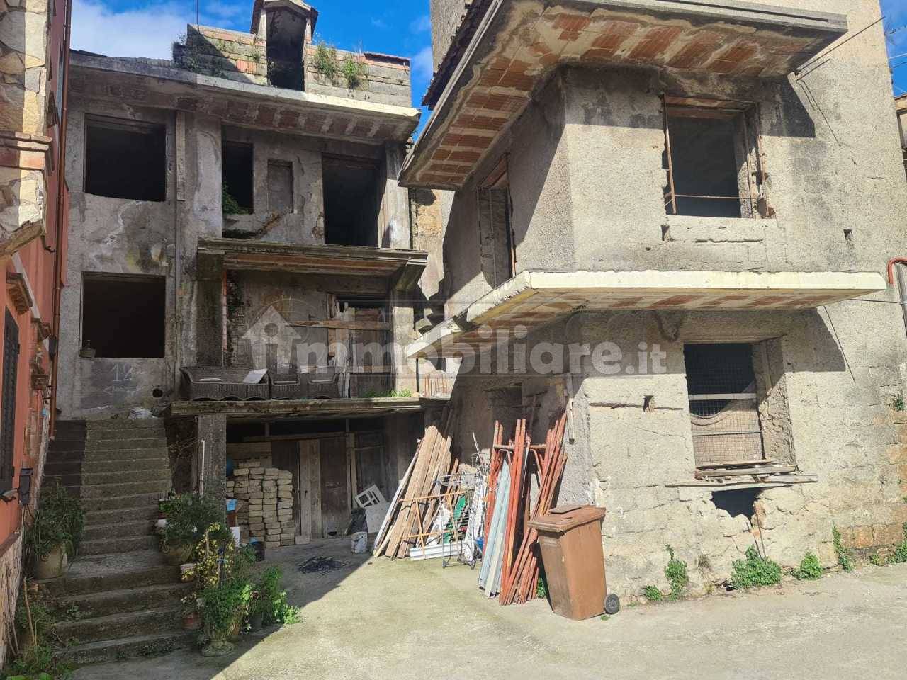 Terratetto plurifamiliare 150 m², nuova, Spiano, Mercato San Severino