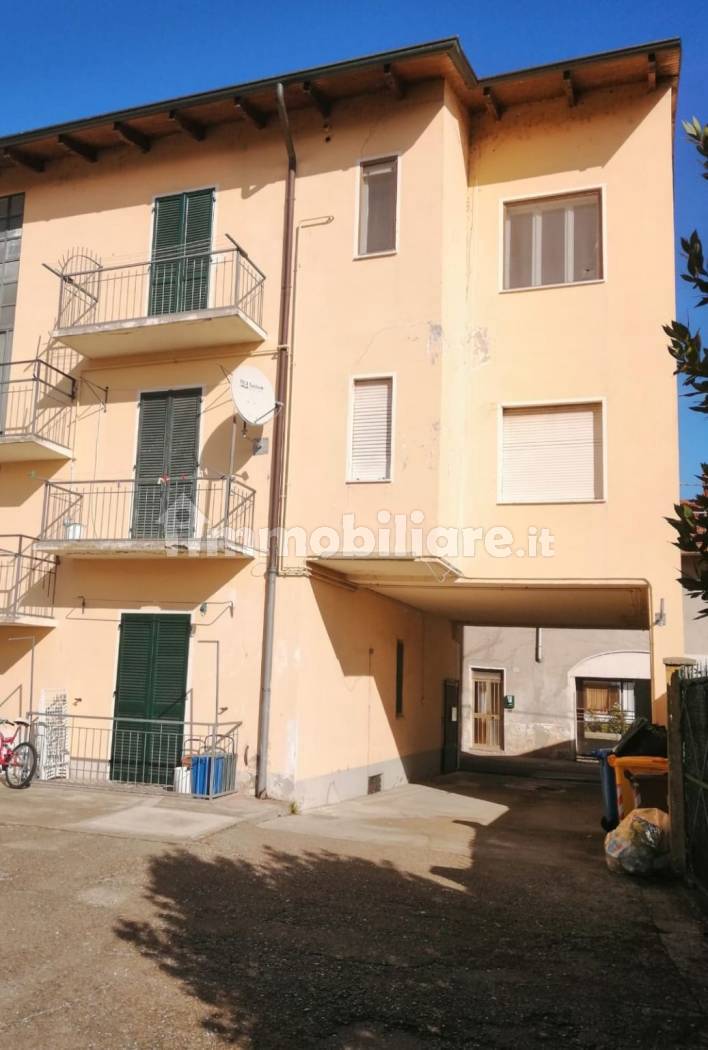 Bilocale ottimo stato, primo piano, Bianzè