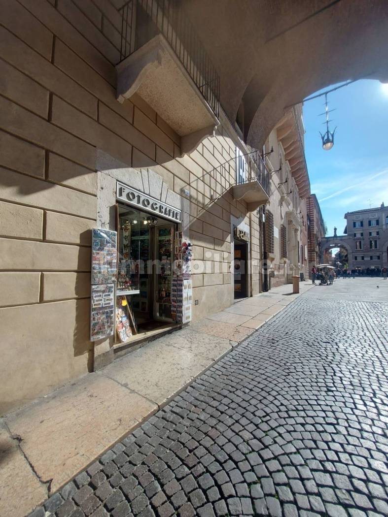 Negozio di articoli da regalo in Vendita