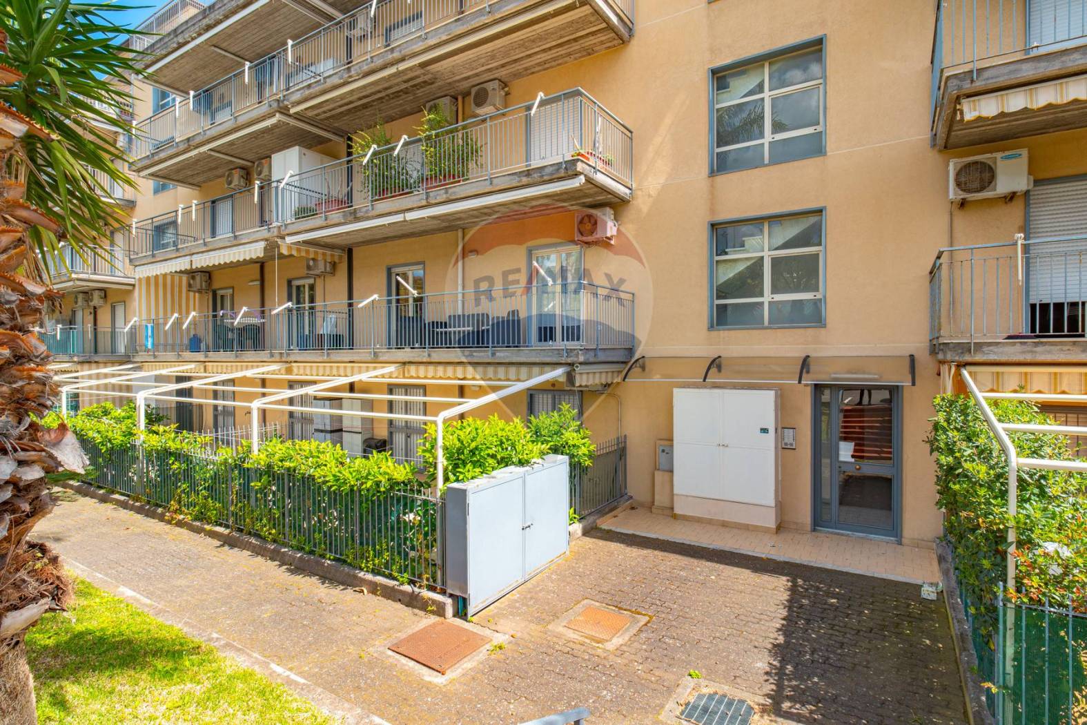 Bilocale via piccolo torrente pagliara sn, Centro, Roccalumera