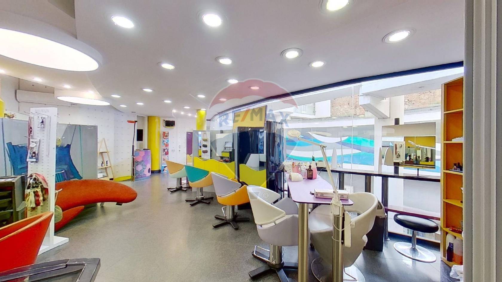 Negozio - Locale commerciale in Vendita