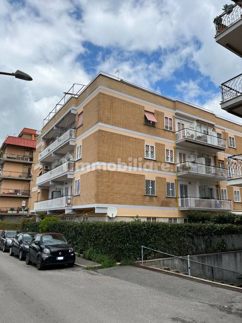 Trilocale via Legione Partica 21, Centro Storico, Albano Laziale