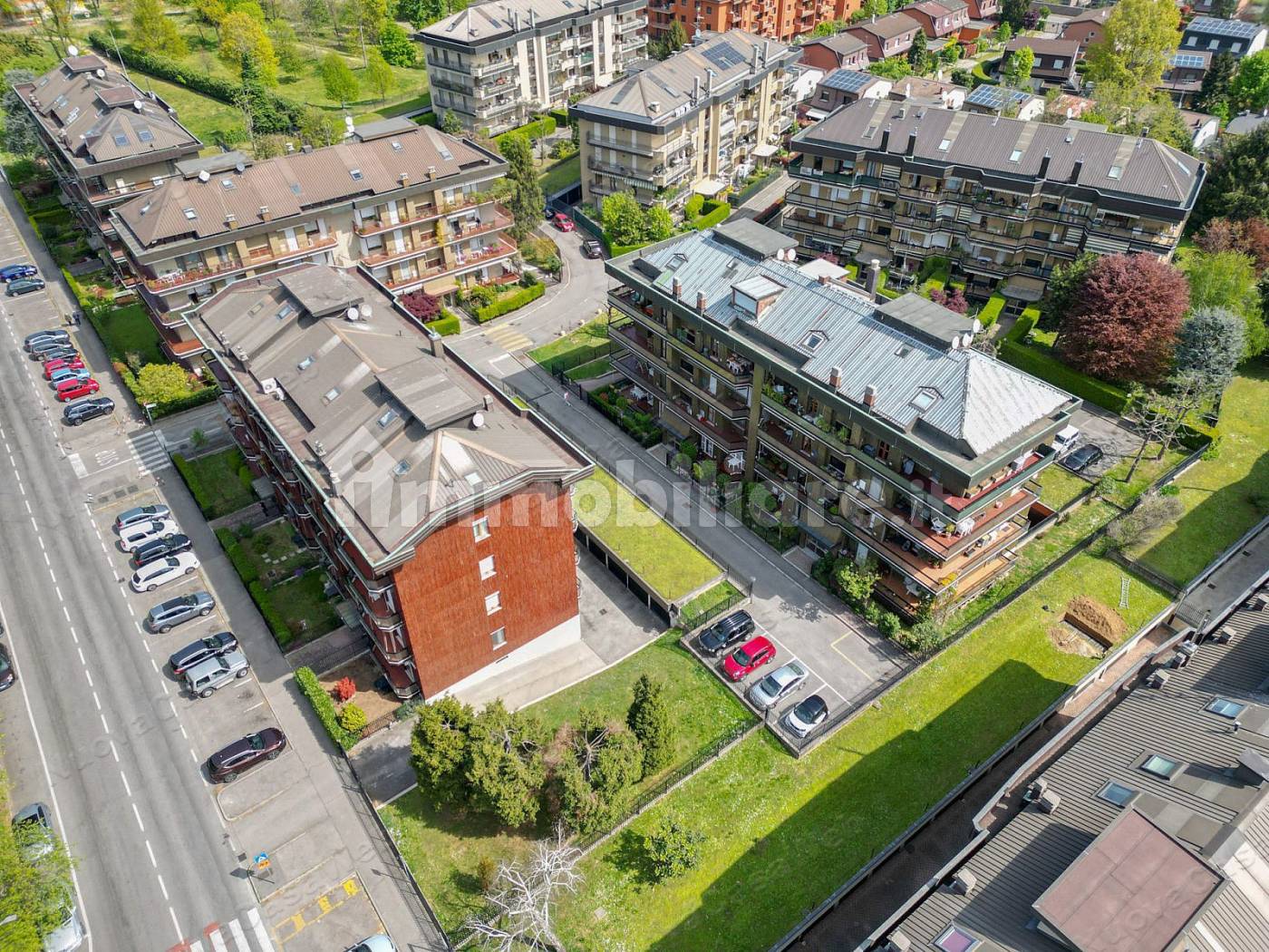 Trilocale via Luigi Einaudi 15, Centro, Arese