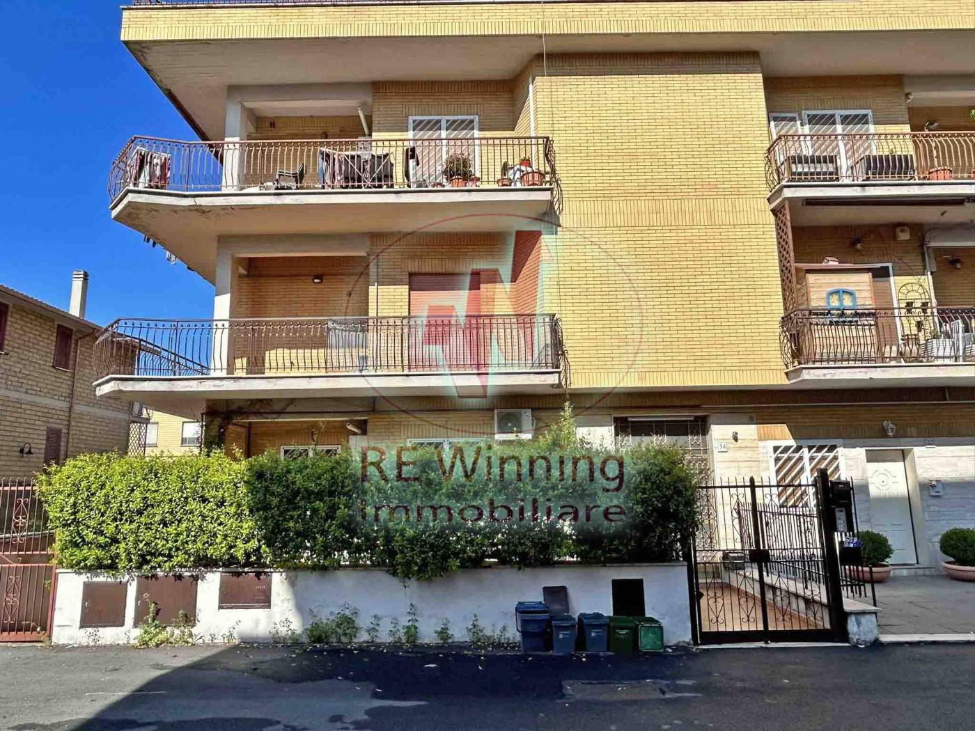 Quadrilocale via Afragola 34, Borghesiana, Roma