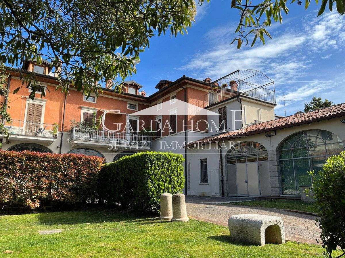 Trilocale piazza Giuseppe Garibaldi, Centro Storico, Desenzano del Garda