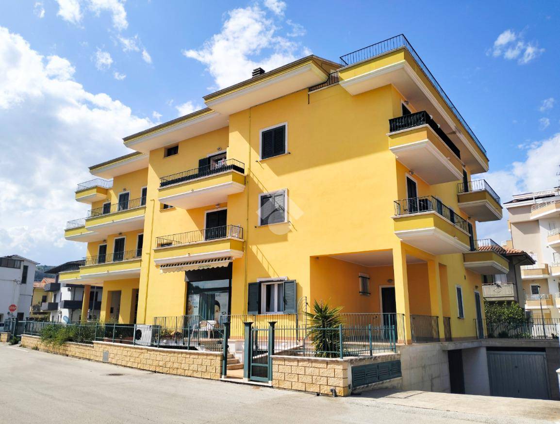 Trilocale via Due Giugno 1, Tortoreto Lido, Tortoreto