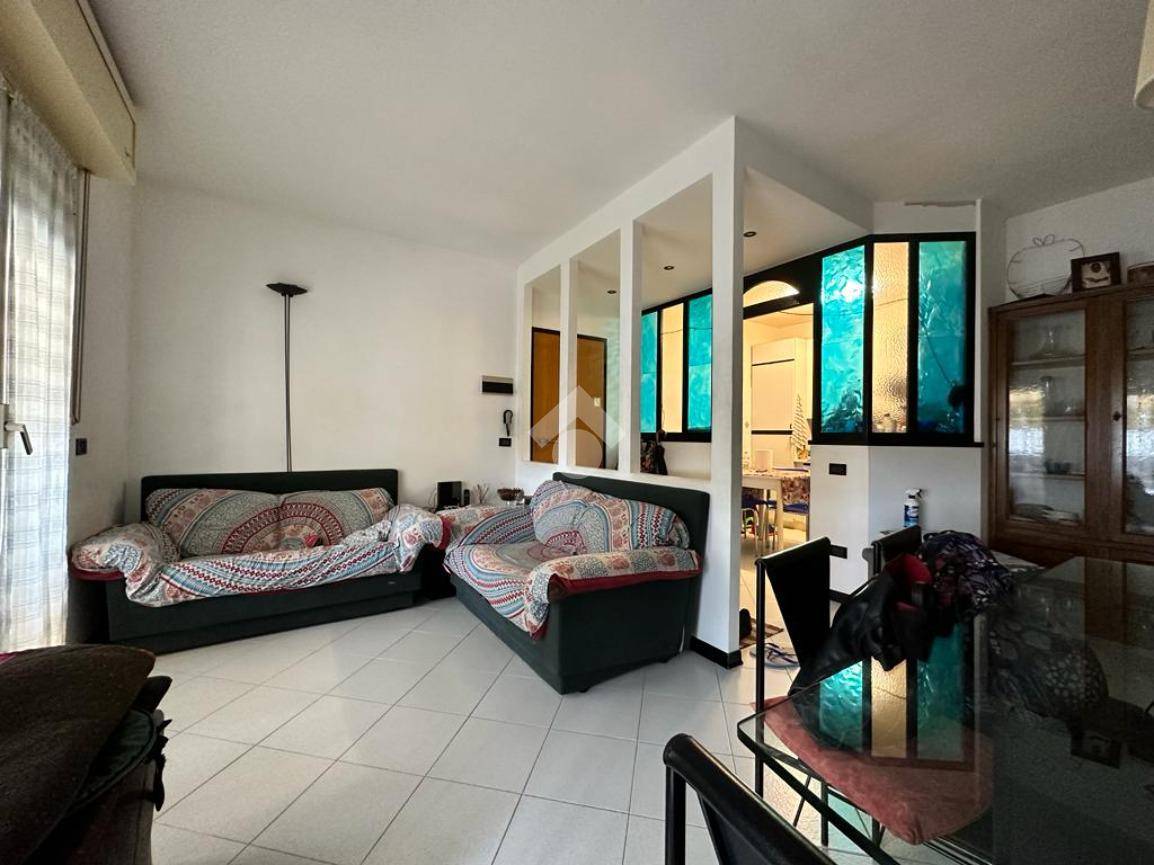 Quadrilocale via Enrico Berliguer 90, Centro, Santo Stefano di Magra