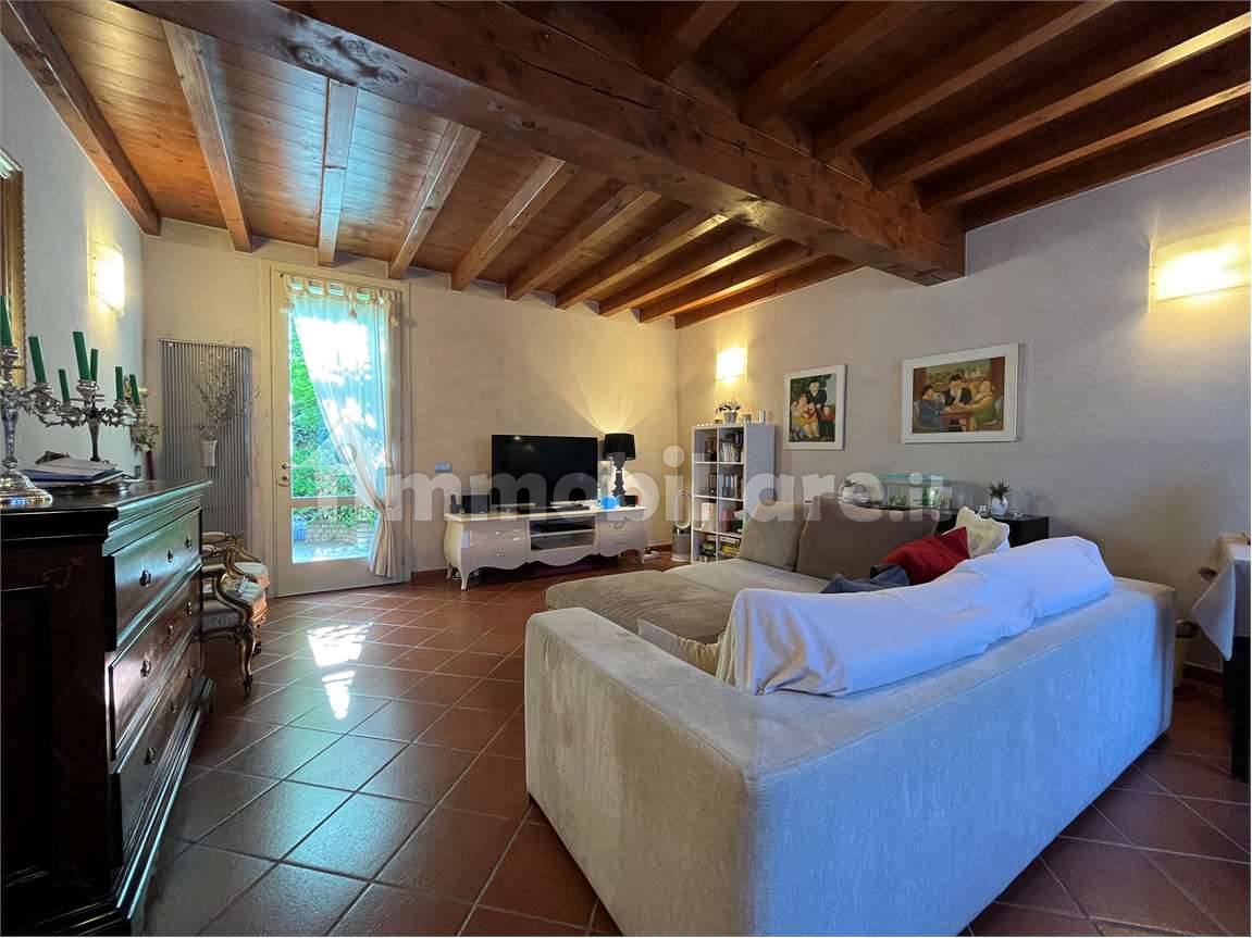 Quadrilocale piazza virgiliana, Centro, Mantova