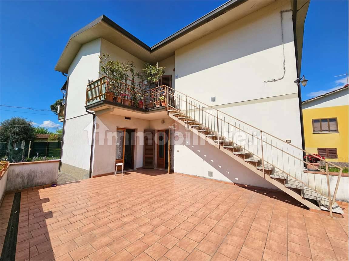 Appartamento buono stato, piano rialzato, Borgo A Buggiano, Buggiano