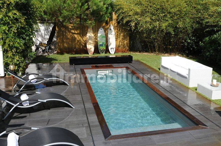 Villa unifamiliare, nuova, 425 m², Centro, Fermo