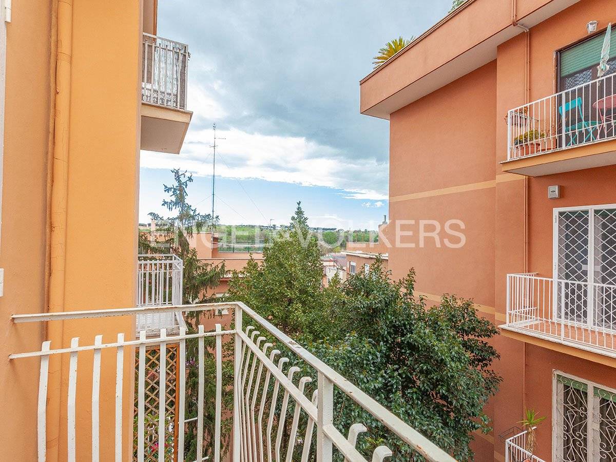 Quadrilocale via Cesare De Fabritiis, Valle Aurelia, Roma