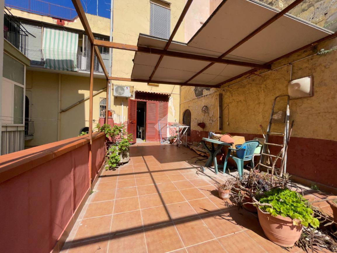 Trilocale corso Avezzana, Torre del Greco