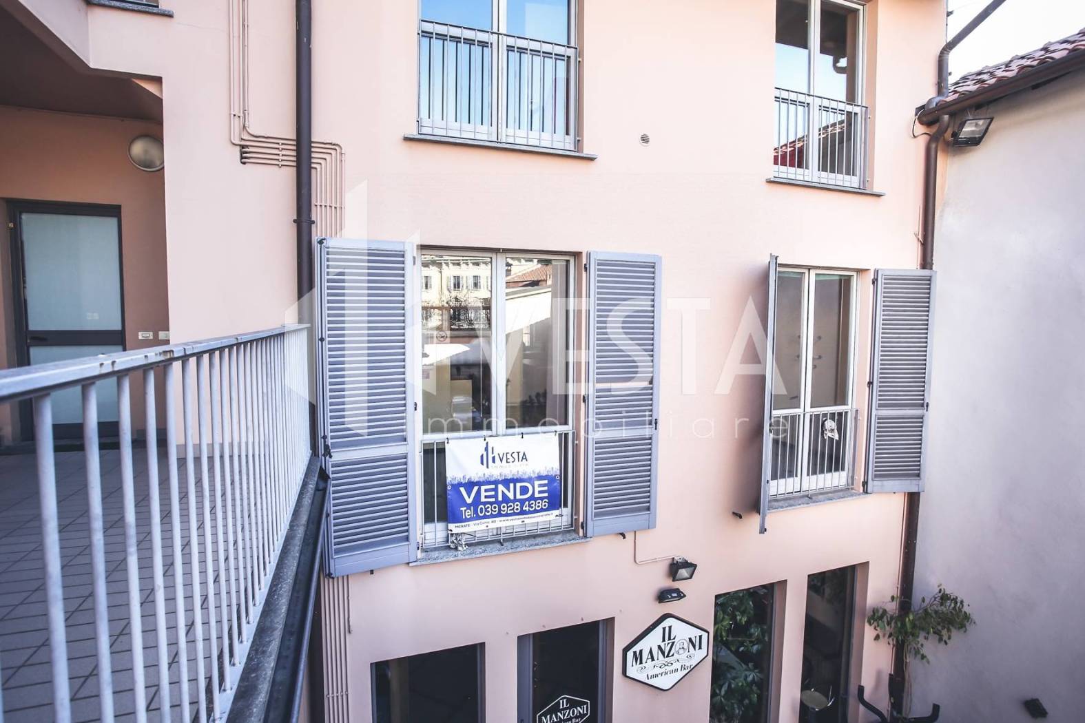 Trilocale via Carlo Baslini, Centro, Merate