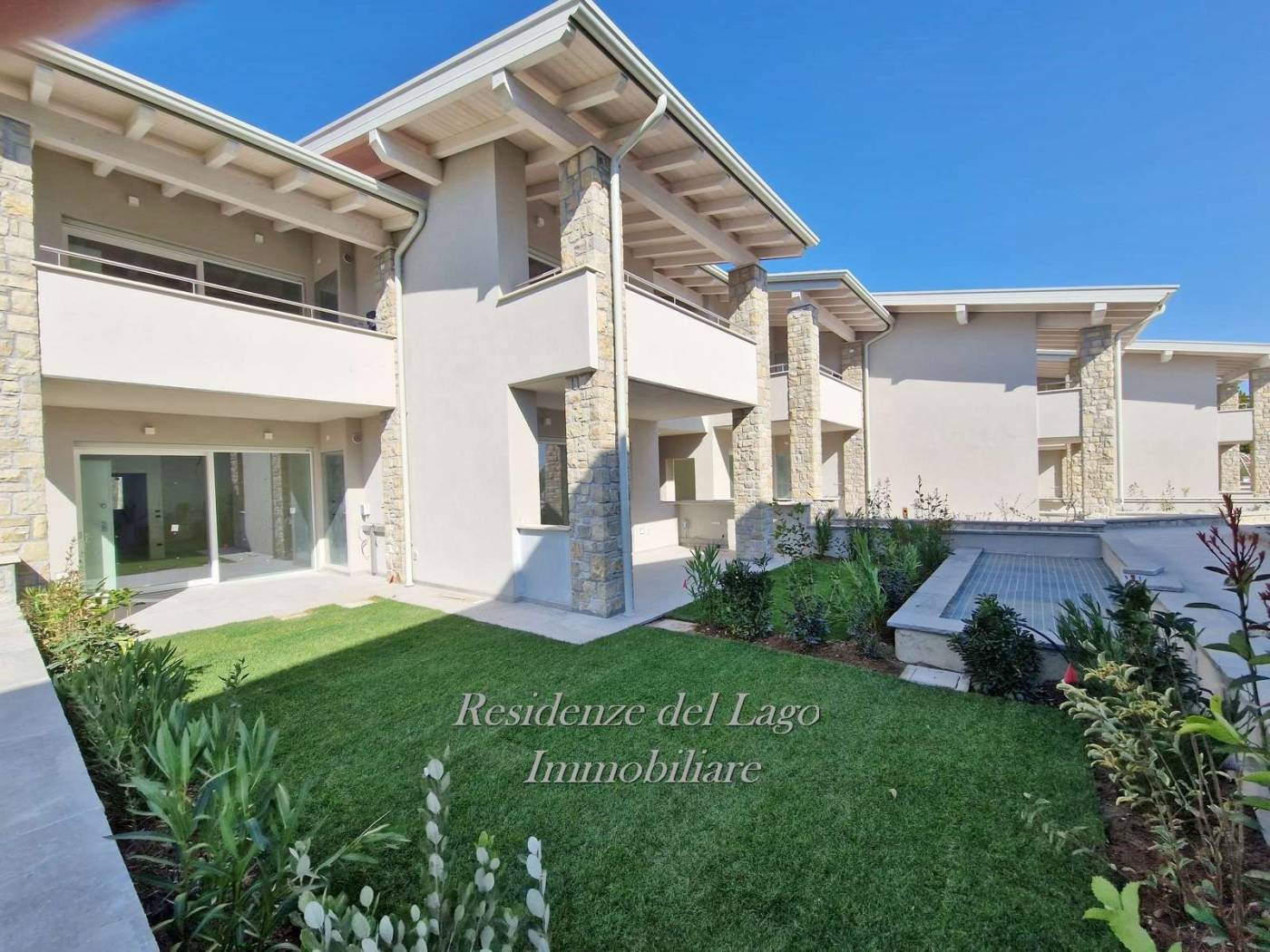 Trilocale via Francesco Agello 15, Rivoltella, Desenzano del Garda