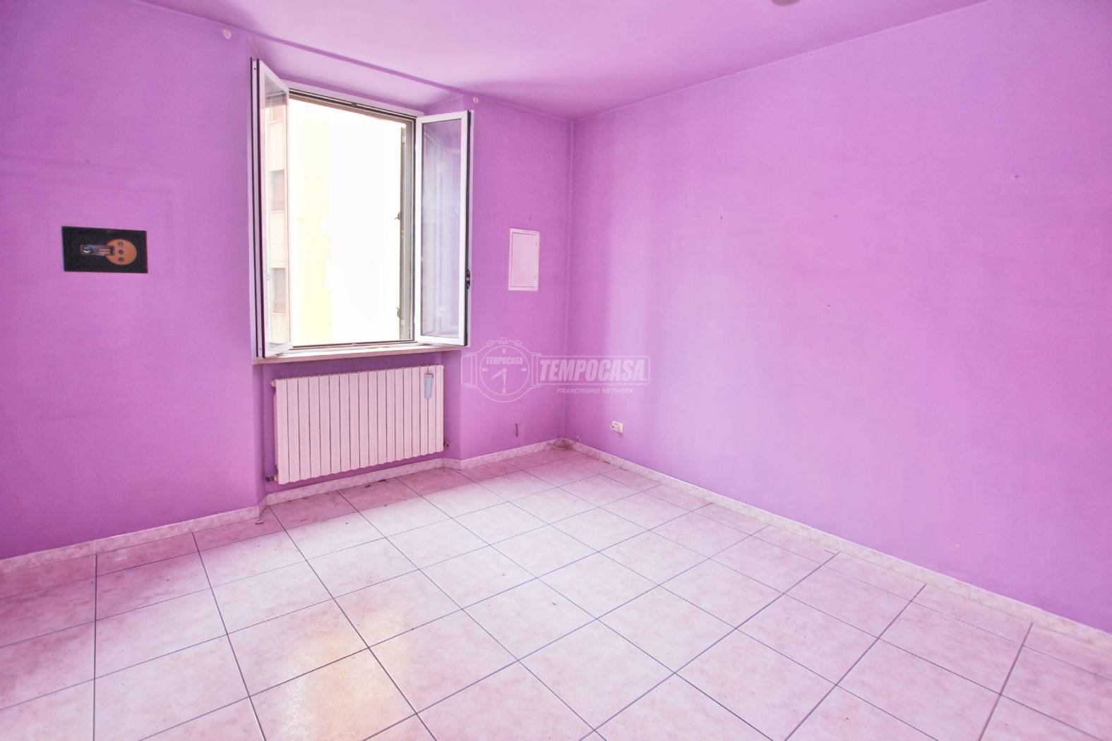 Trilocale via Isonzo, Cavour, Ancona