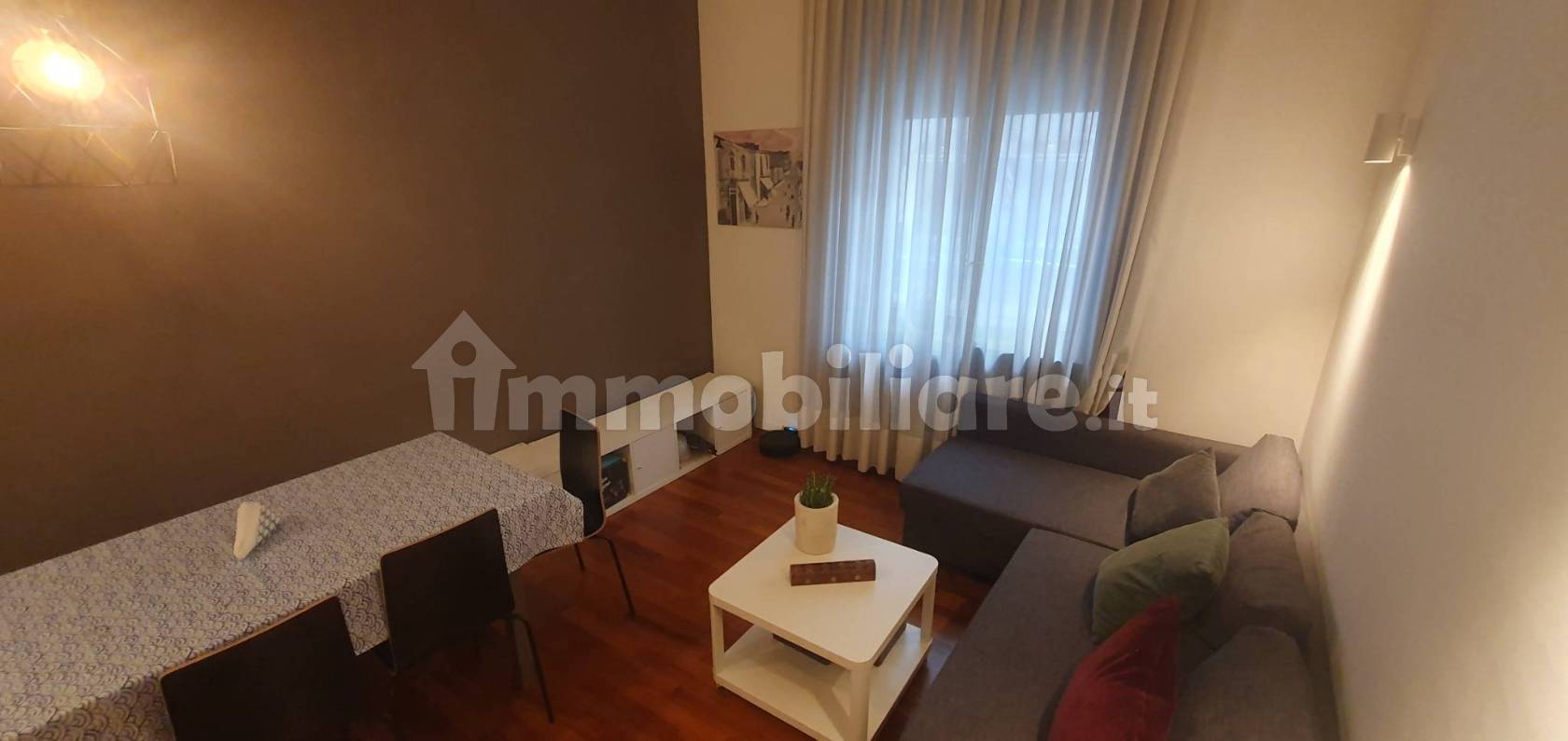 Trilocale via Pietro Teulié 2, Corso San Gottardo, Milano