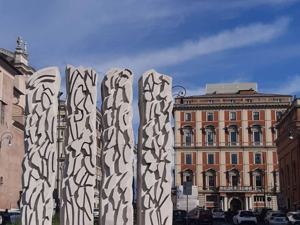 Locale commerciale via Barberini, Roma, Rif. 102648372 - Immobiliare.it