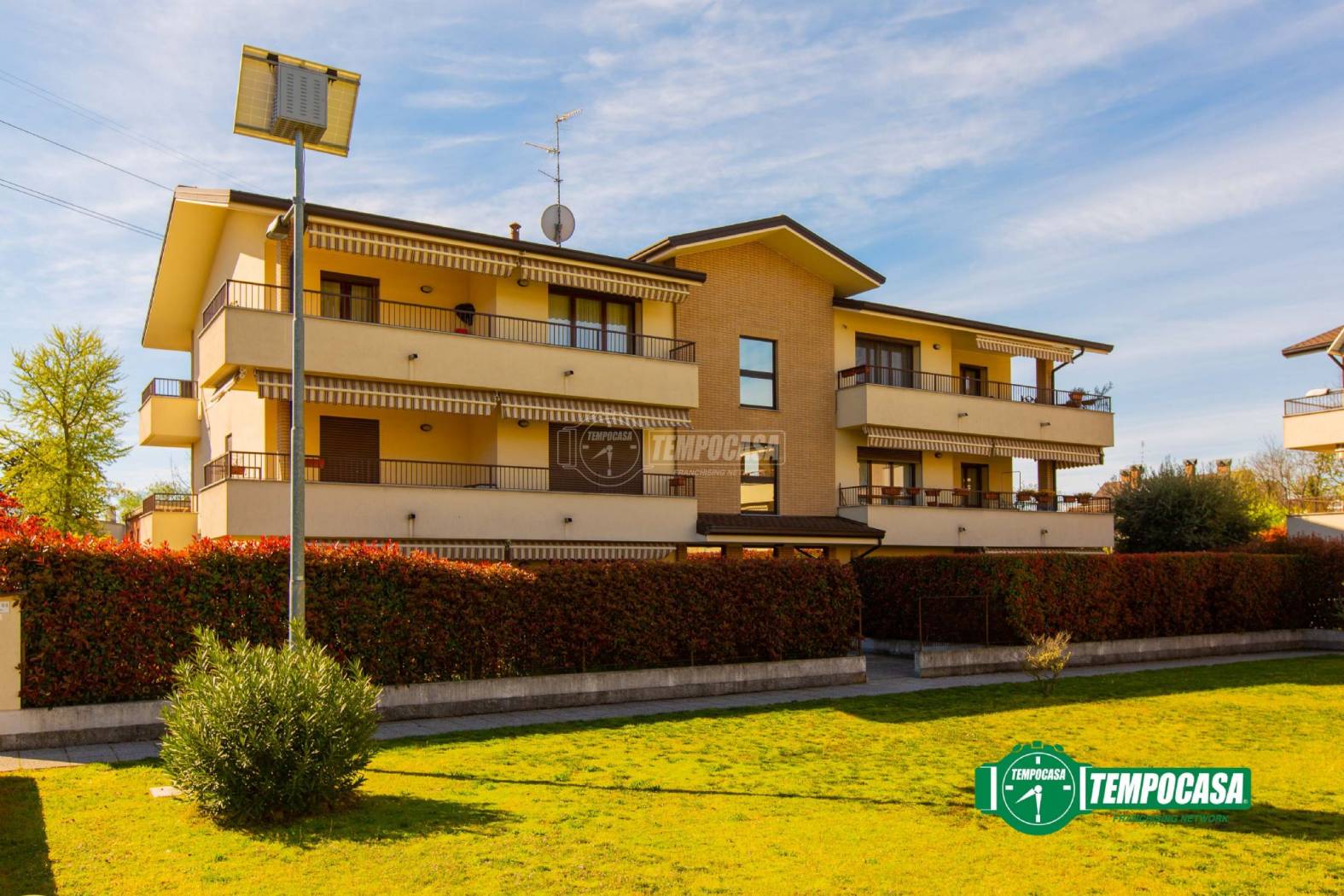 Bilocale via Varese 11, Castellanza