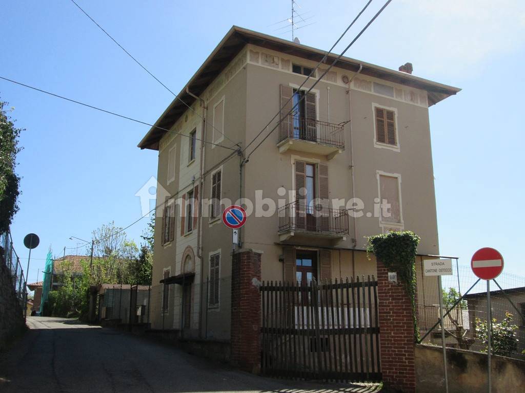 Quadrilocale Strada Cantone Nicodano e Sella 10, Chiavazza, Pavignano, Vaglio, Biella