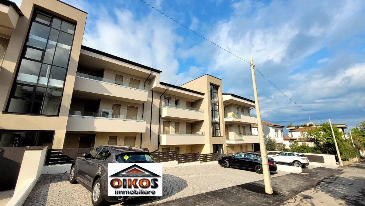 Trilocale via Pietro Calcinardi, Desenzano Centro, Desenzano del Garda