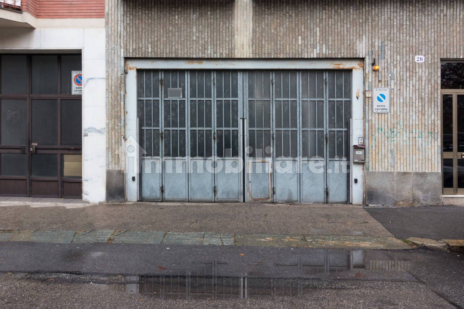 Locale commerciale in Vendita