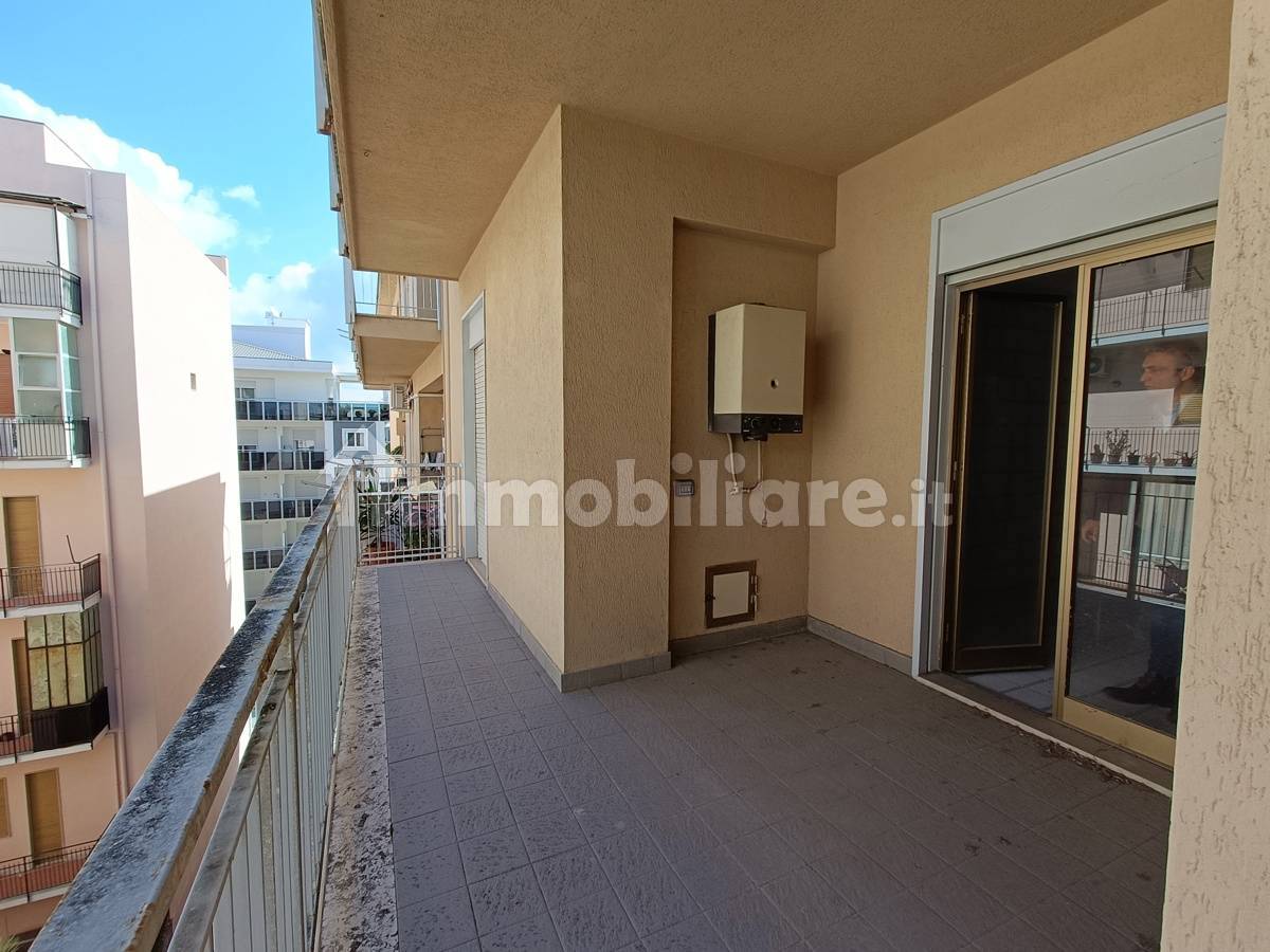 Trilocale via Colonnello Berte, 29, Centro, Milazzo