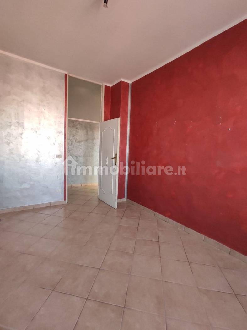 Quadrilocale via Paolo della Cella 22, Borgo Vittoria, Torino