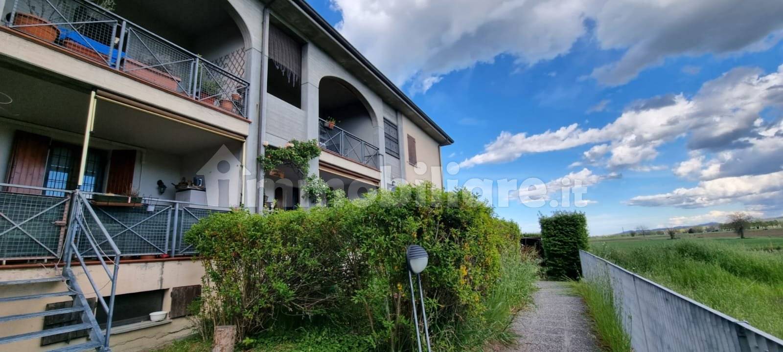 Bilocale Strada Langhirano, Langhirano