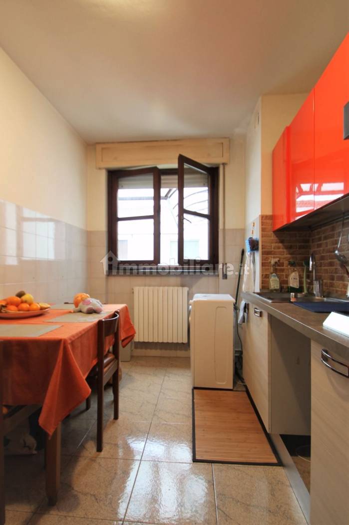 Bilocale via degli Umiliati 11, Ponte Lambro, Milano