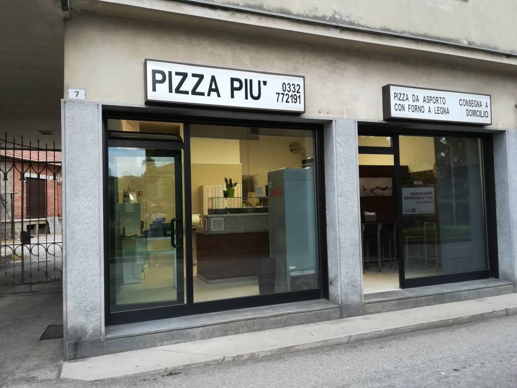 Pizzeria via Domenico Zangrilli, Besozzo, Rif. 102671192 - Immobiliare.it