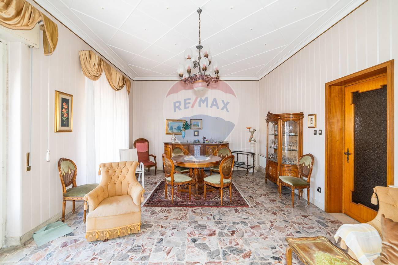 Appartamento via Giacomo Puccini 41, Corso Sicilia - Fiera, Catania