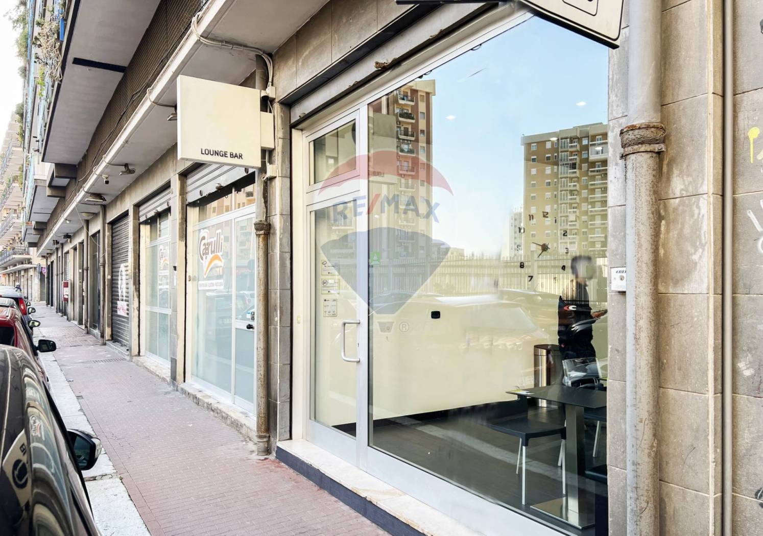 Locale commerciale in Vendita