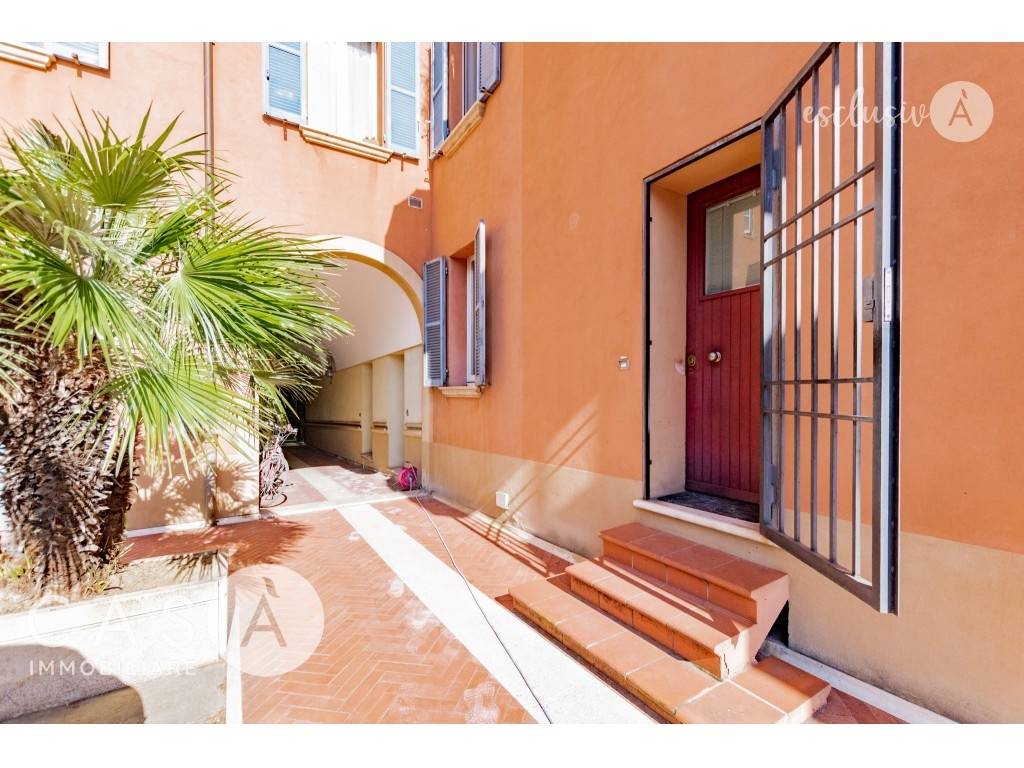 Trilocale buono stato, piano terra, Centro Storico, Rimini