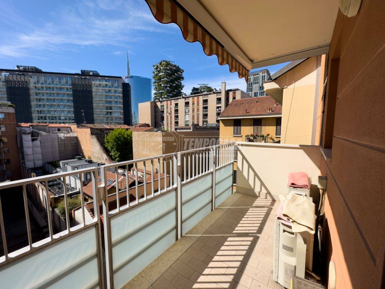 Quadrilocale via SEBENICO 7, Isola, Milano