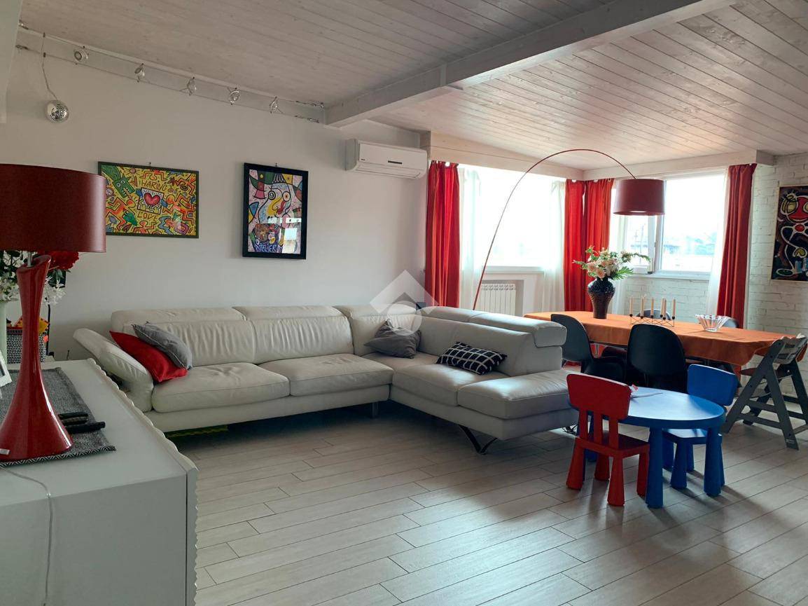 Quadrilocale viale della repubblica 72, Centro, Cosenza