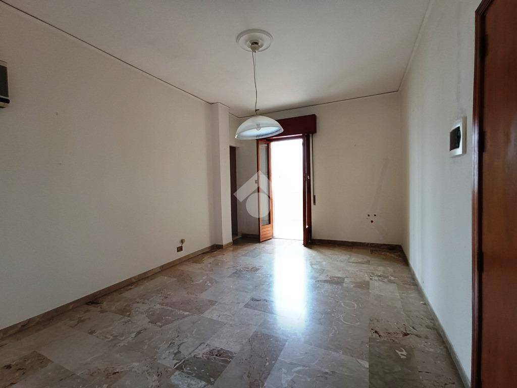 Trilocale viale Emilia, De Gasperi - Croce Rossa, Palermo