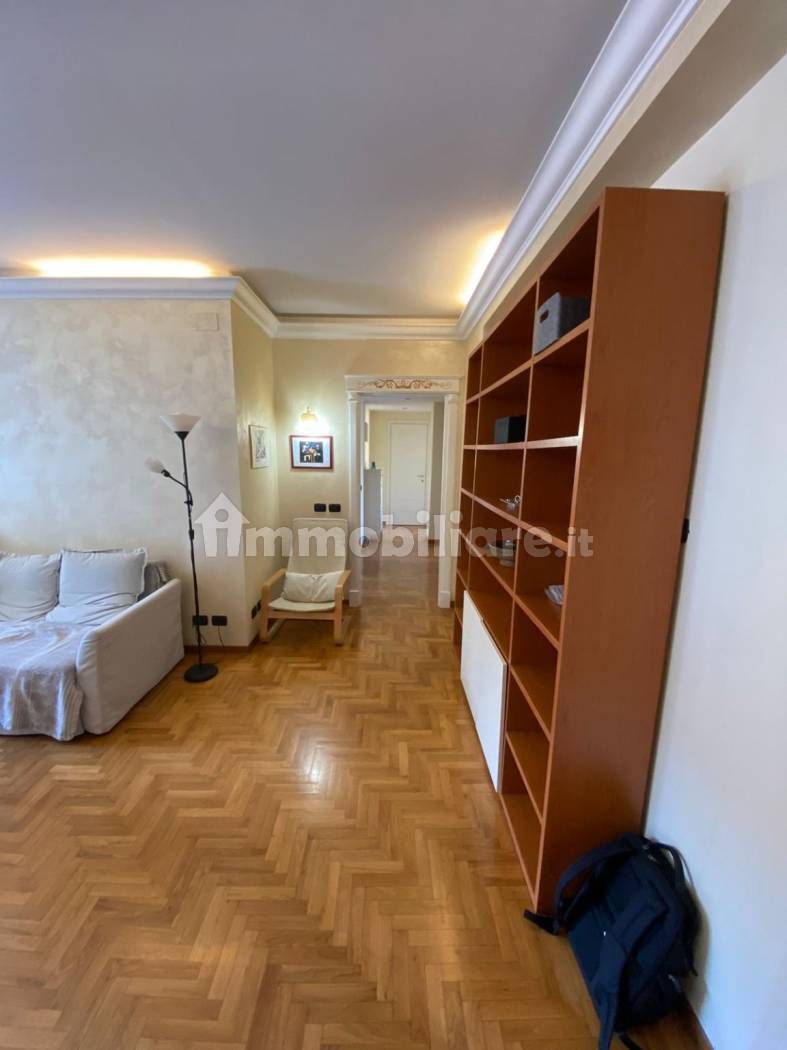 Trilocale via Tuscolana 1003, Cinecittà, Roma