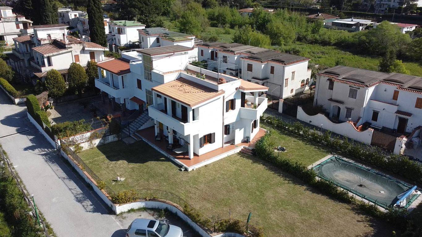 Quadrilocale buono stato, piano terra, Castellabate