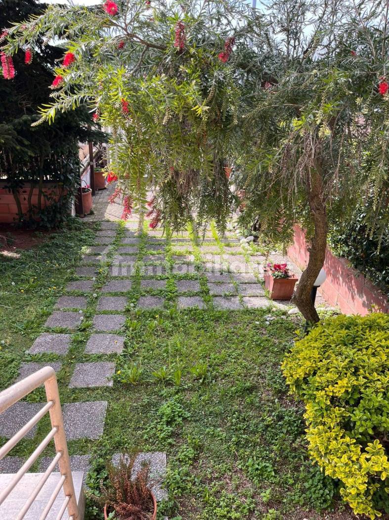 Appartamento via Andrea Millevoi 571, Cecchignola - Giuliano Dalmata, Roma