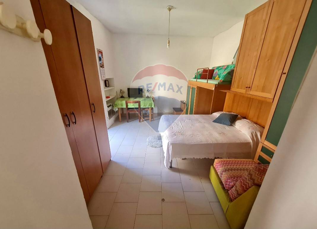 Bilocale buono stato, piano terra, Centro, Scafa