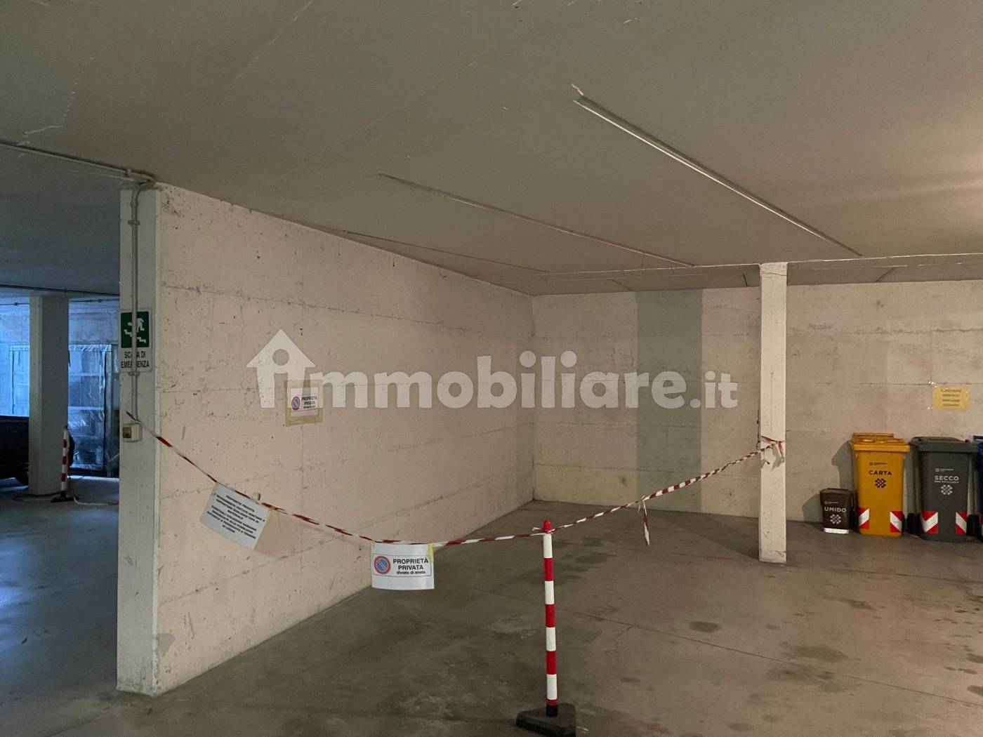 Posto auto - moto in Vendita