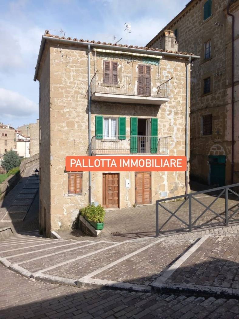 Trilocale Colle San Martino 204, Farnese