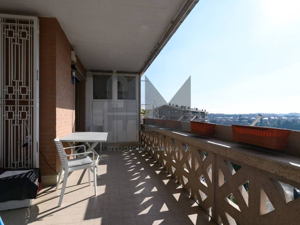 Affitto Attico in via Roberto Ago 50 Roma. Nuovo, posto auto, con ...