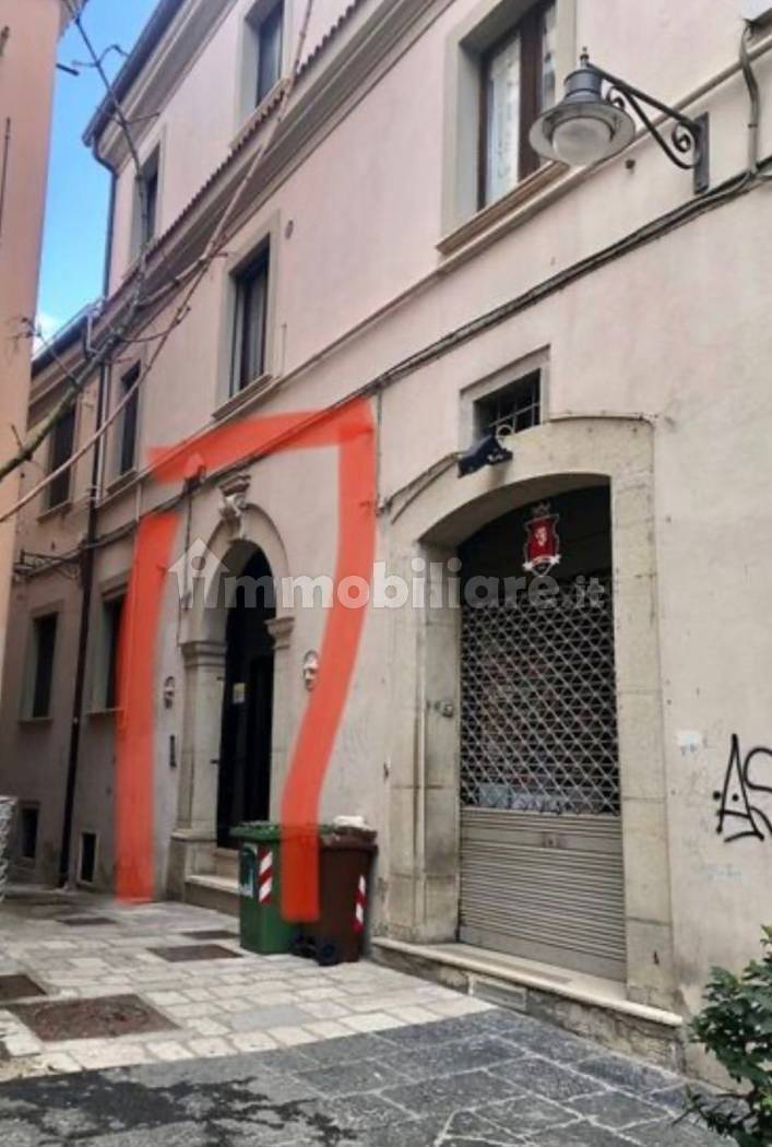 Appartamento Vico Rocco Brienza 5, Centro, Potenza
