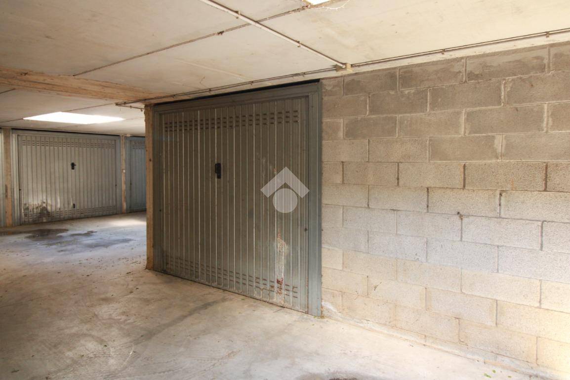 Garage - Box in Vendita