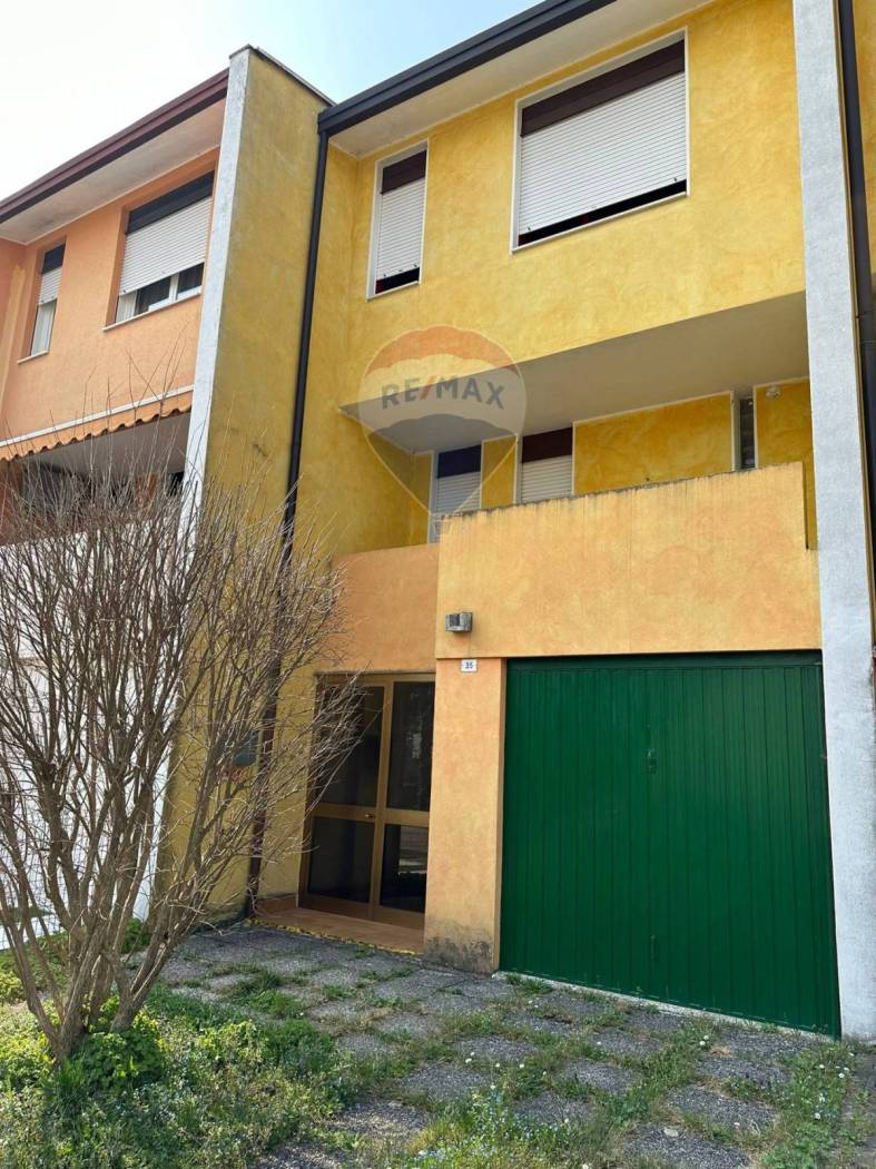 Appartamento via Chiesa 35, Castelfranco Veneto